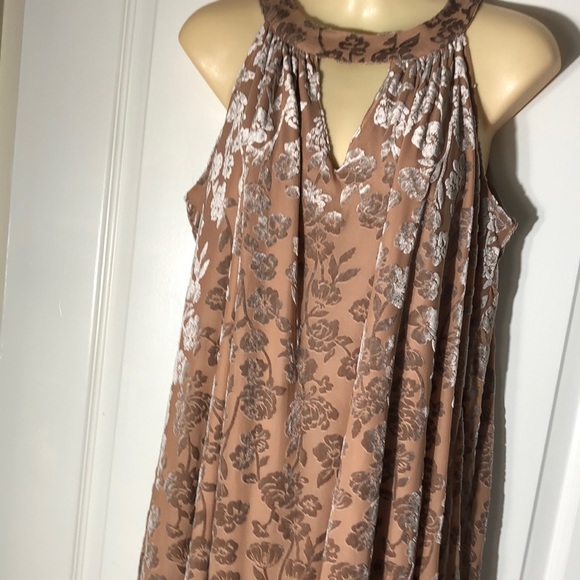 Just Found | Dresses | Sleeveless Velvet Blush Color Dress | Poshmark